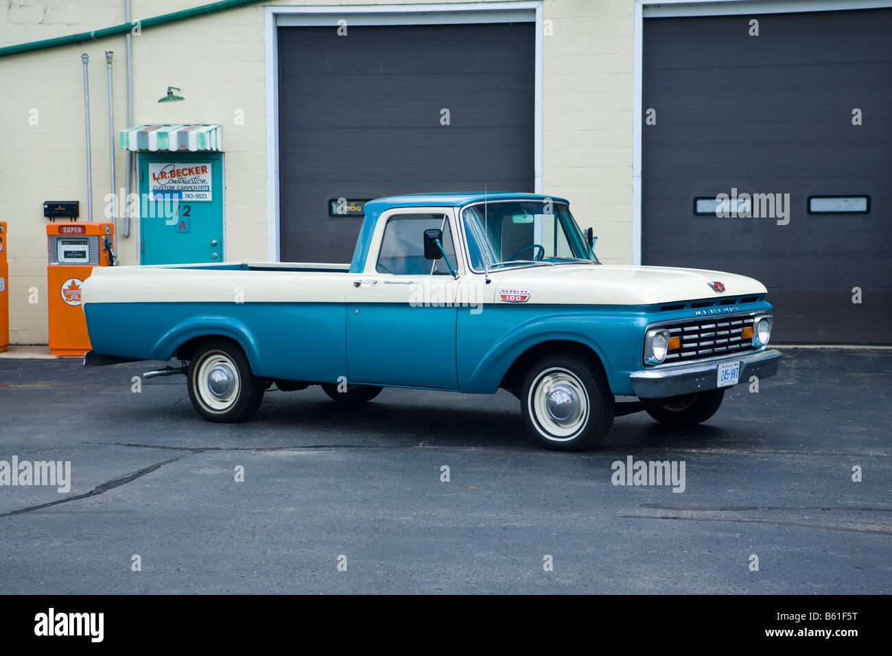 1963 Mercury 100 pickup truck Stock Photo: 20932180 - Alamy