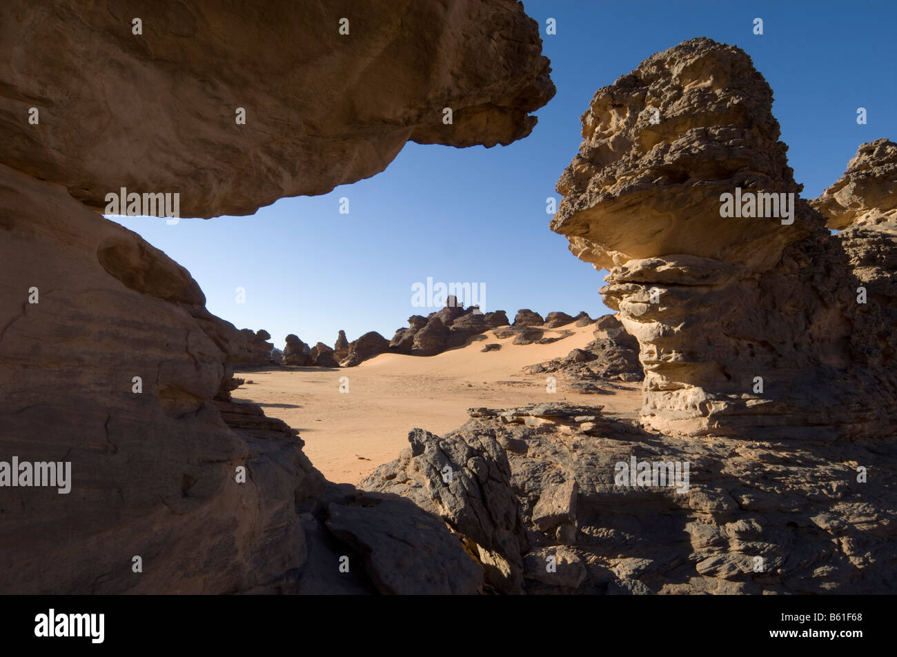 Akakus Sahara desert Fezzan Libya Stock Photo - Alamy