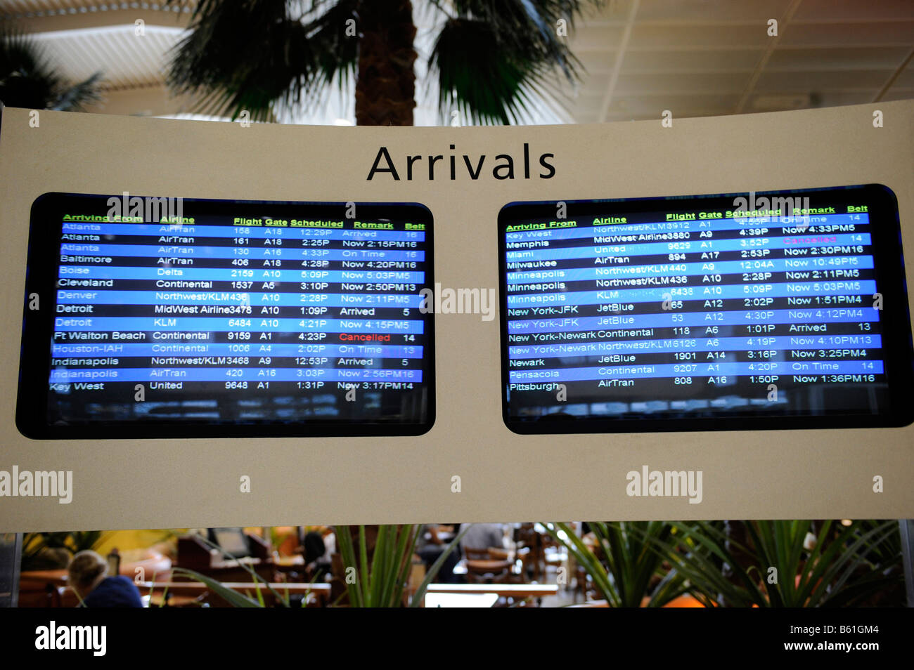 Arrival times hi-res stock photography and images - Alamy