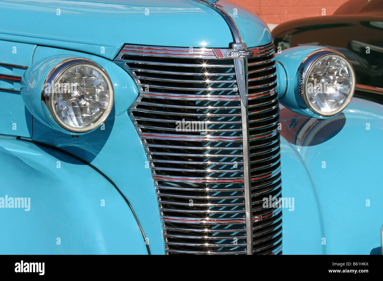 Grille headlights on vintage hi-res stock photography and images - Alamy