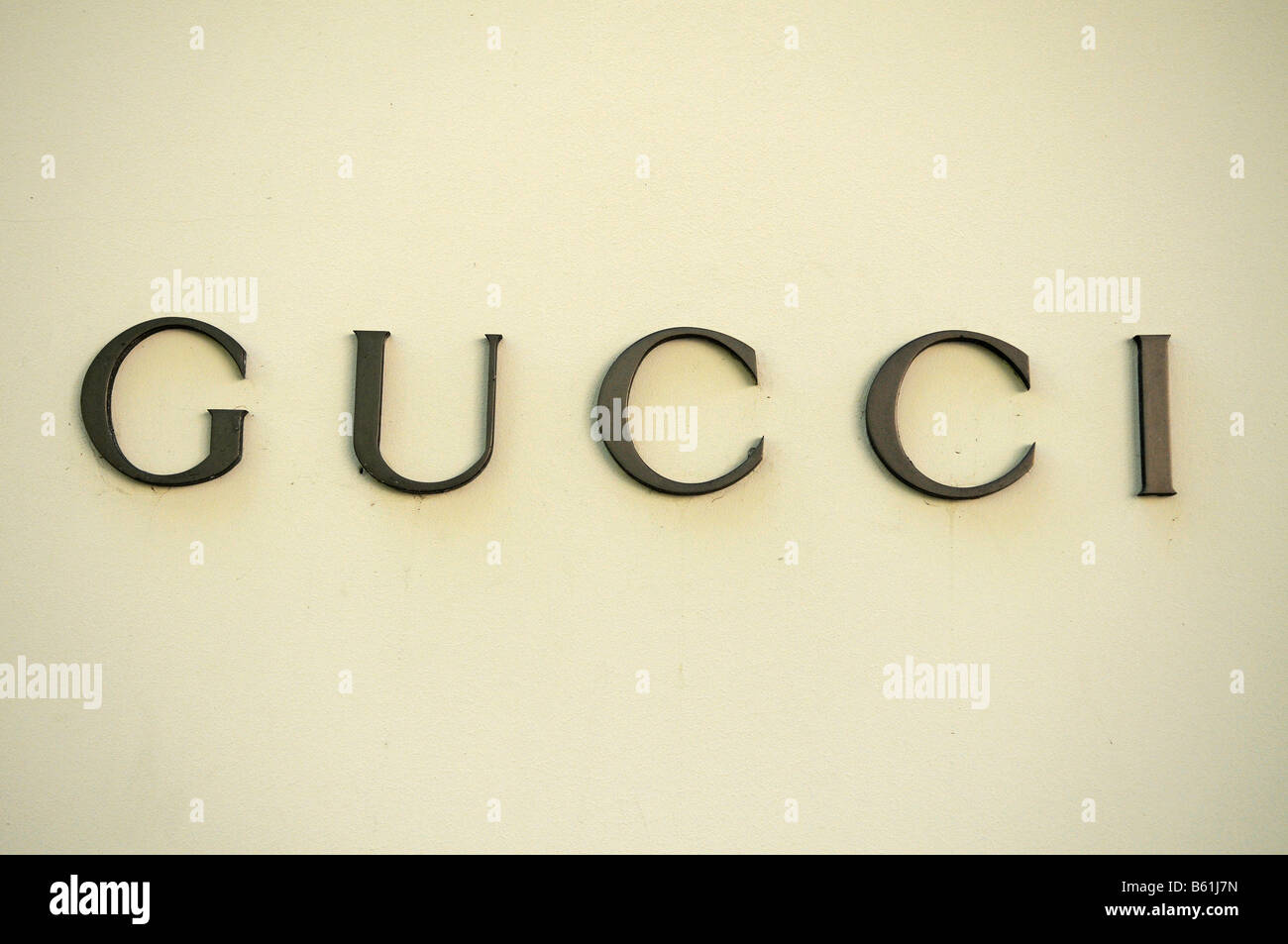 Gucci logo logos hi-res stock photography and images - Alamy