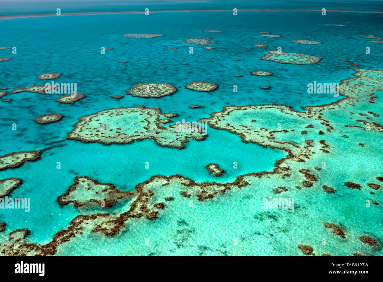 Reefs atolls great barrier reef hi-res stock photography and images - Alamy