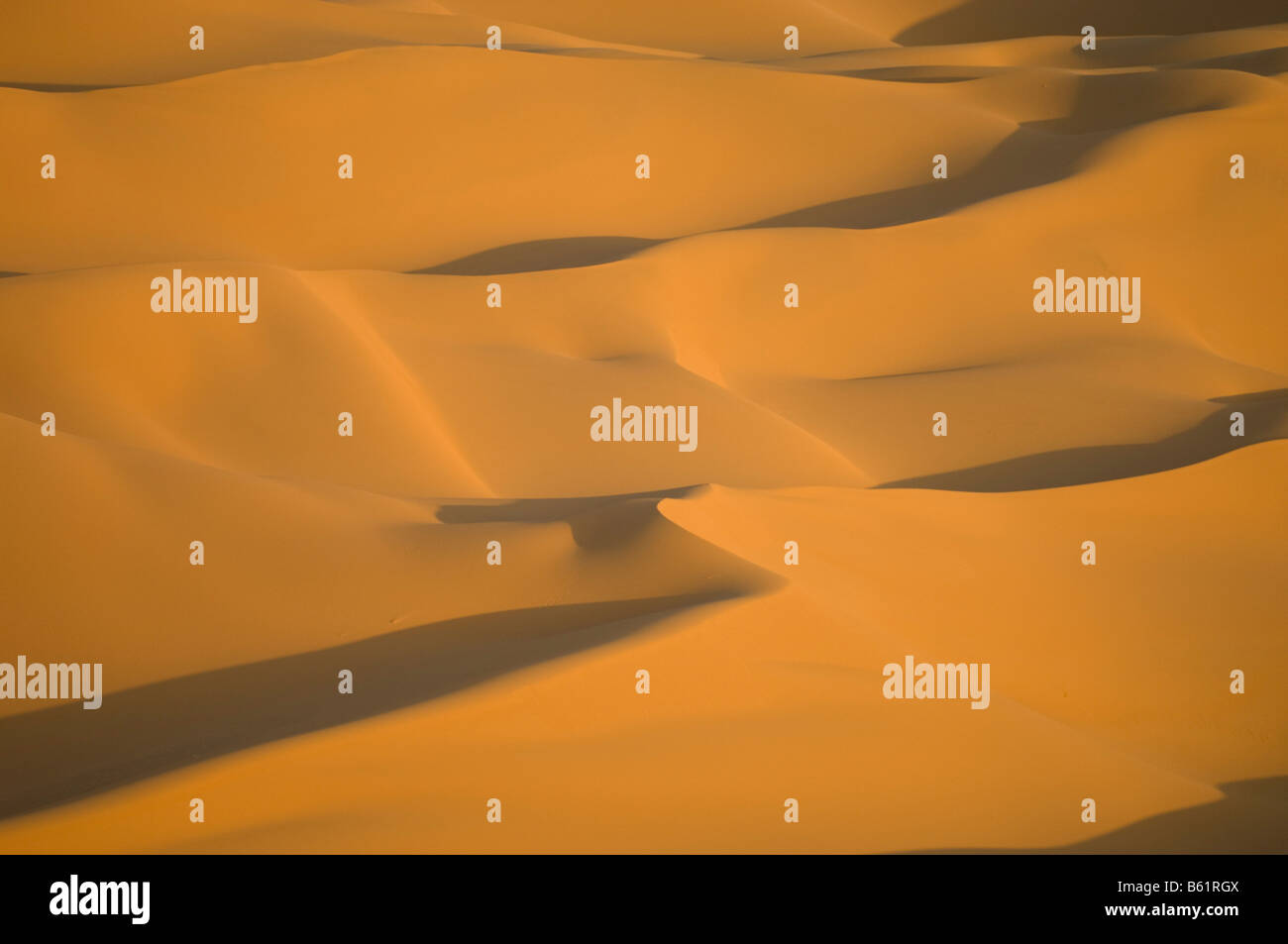 Erg Awbari Sahara desert Fezzan Libya Stock Photo - Alamy