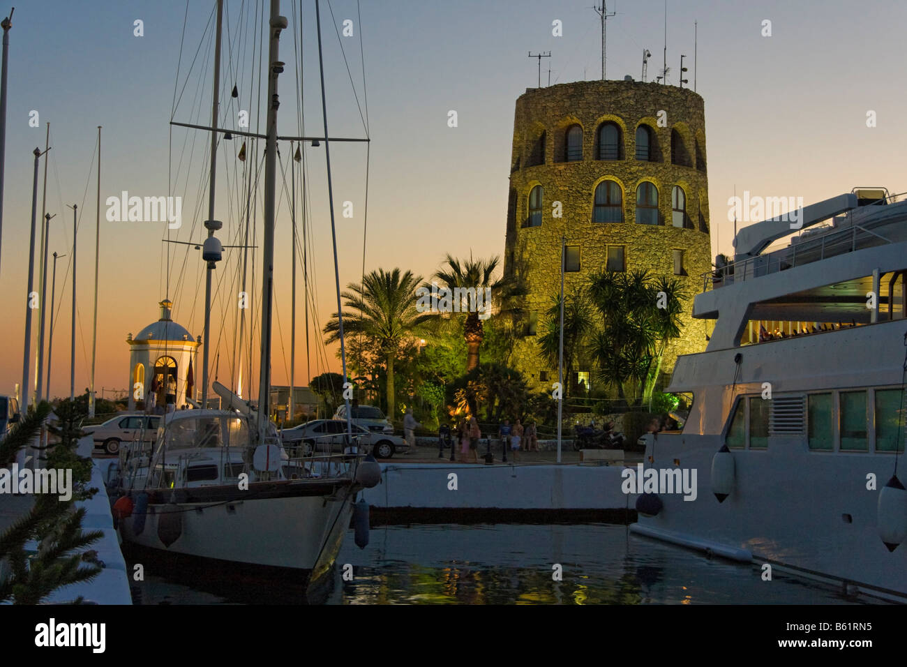 Marbella spanien hi-res stock photography and images - Alamy
