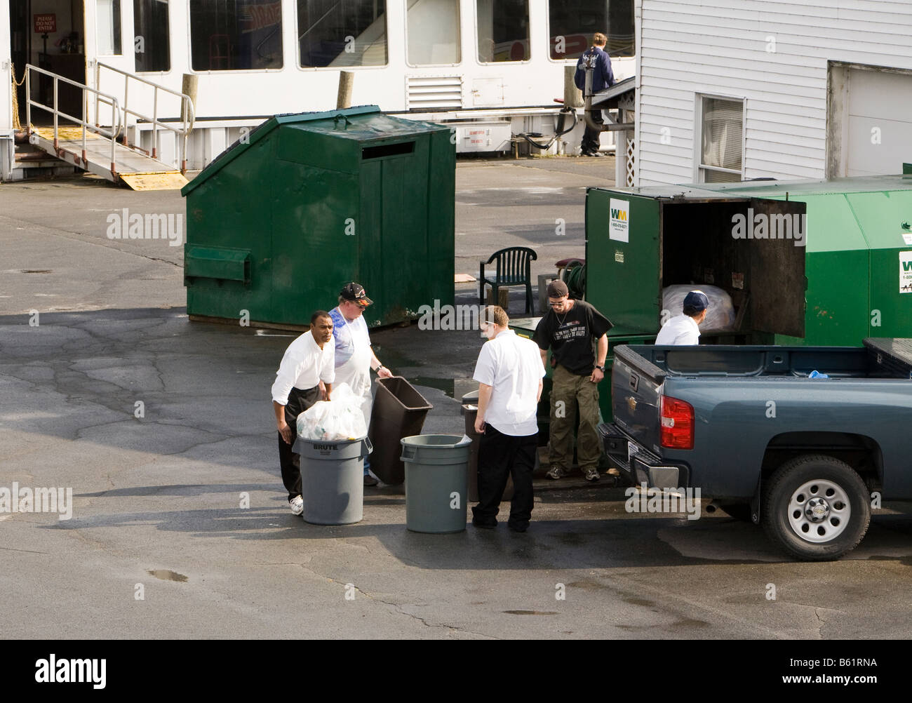 Garbage disposal truck hi-res stock photography and images - Alamy