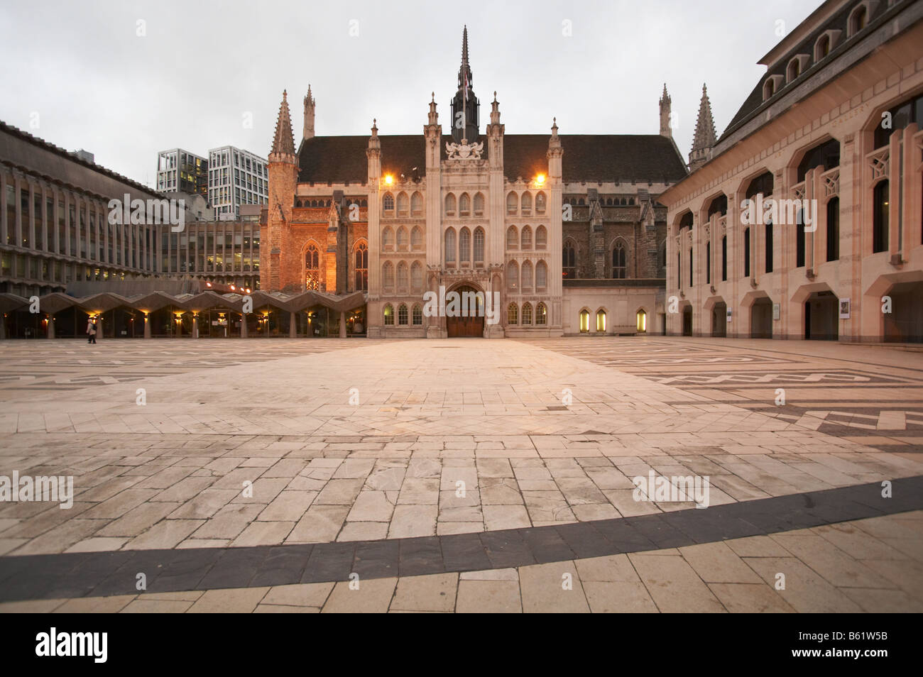 The Guildhall building and courtyard in the City of London in England ...