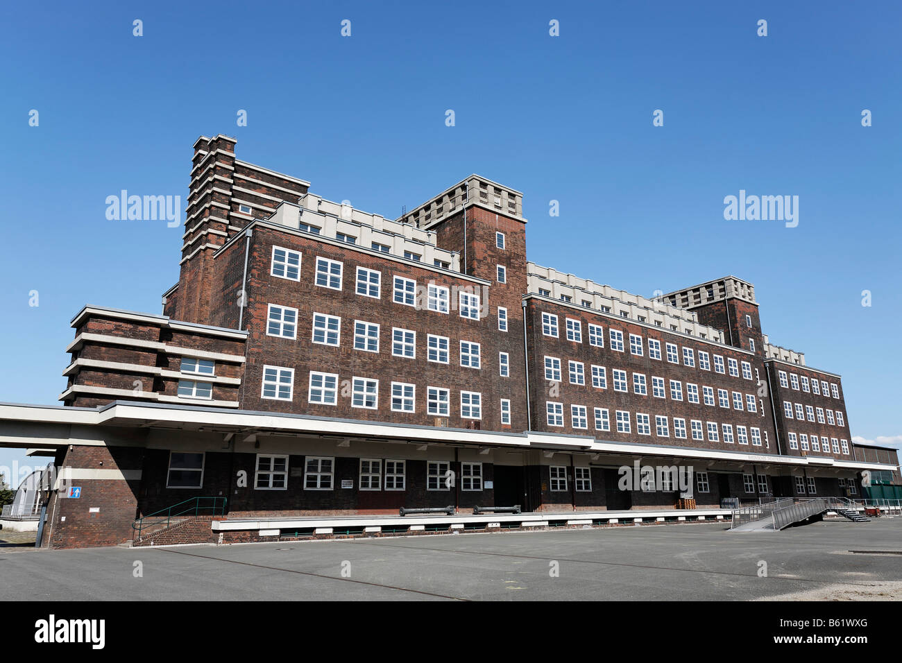 Peter Behrens Building High Resolution Stock Photography and Images - Alamy