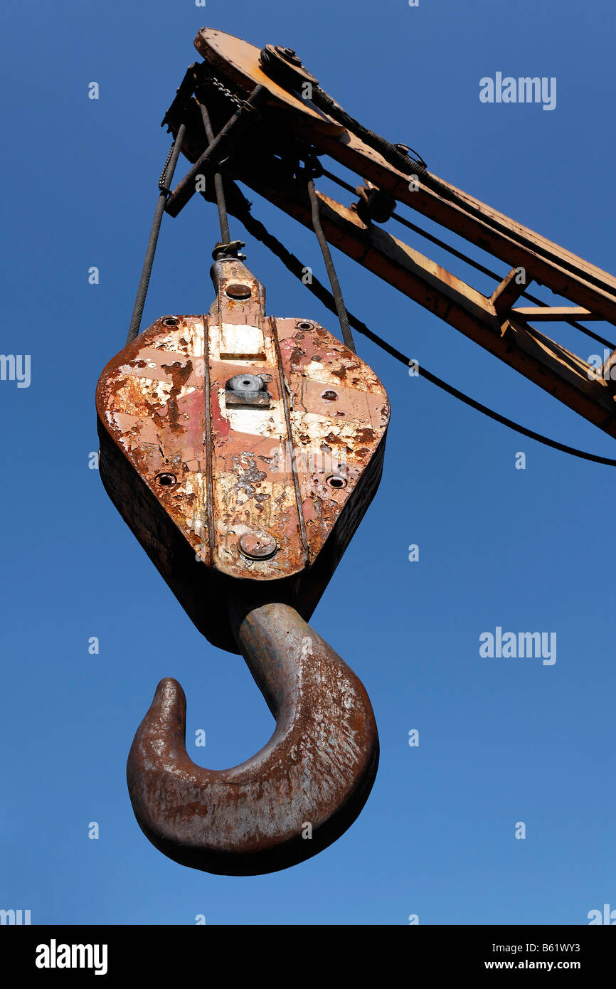 Rusty hook hi-res stock photography and images - Alamy