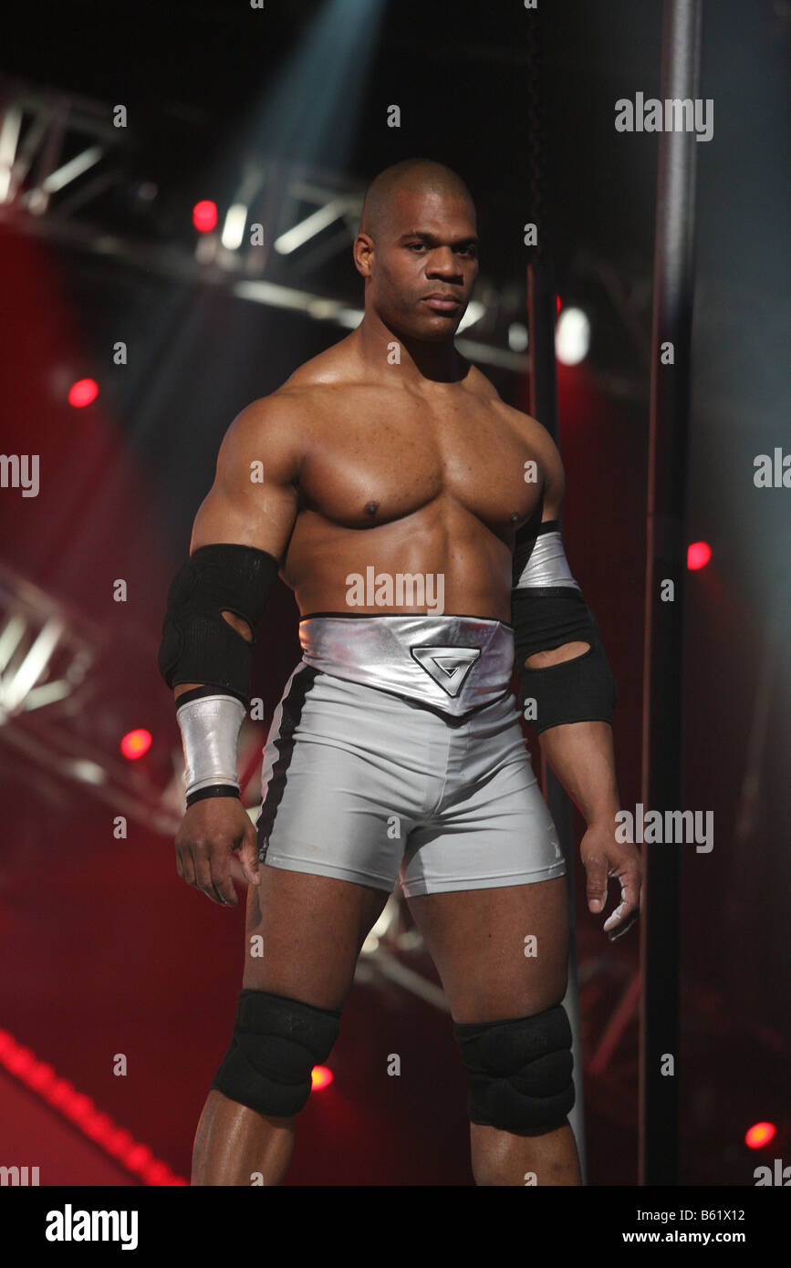 gladiator bodybuilder six pack fitness man muscles Stock Photo - Alamy