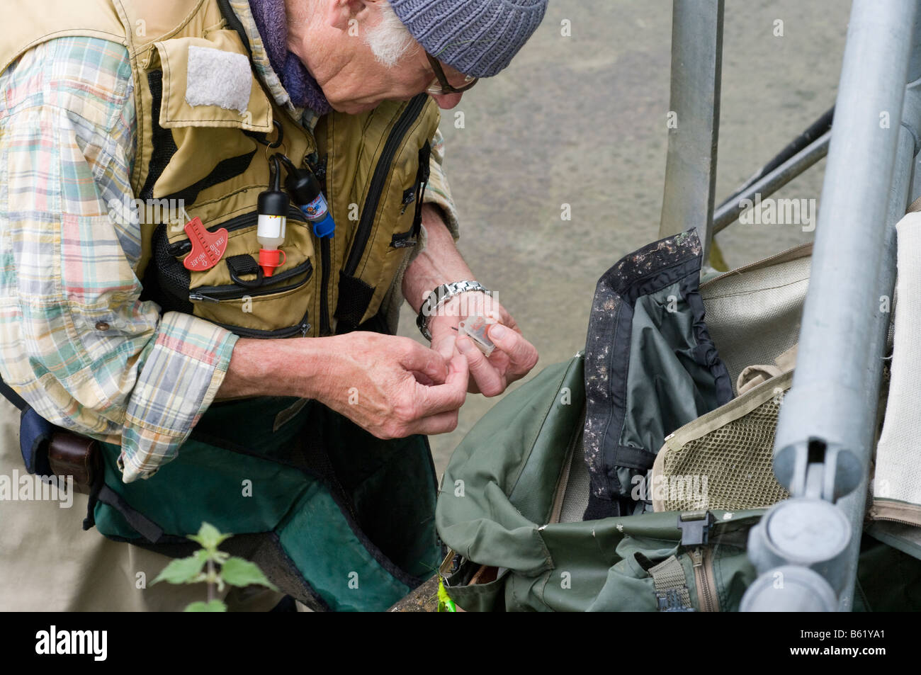 Senior citizens out fishing hi-res stock photography and images - Alamy