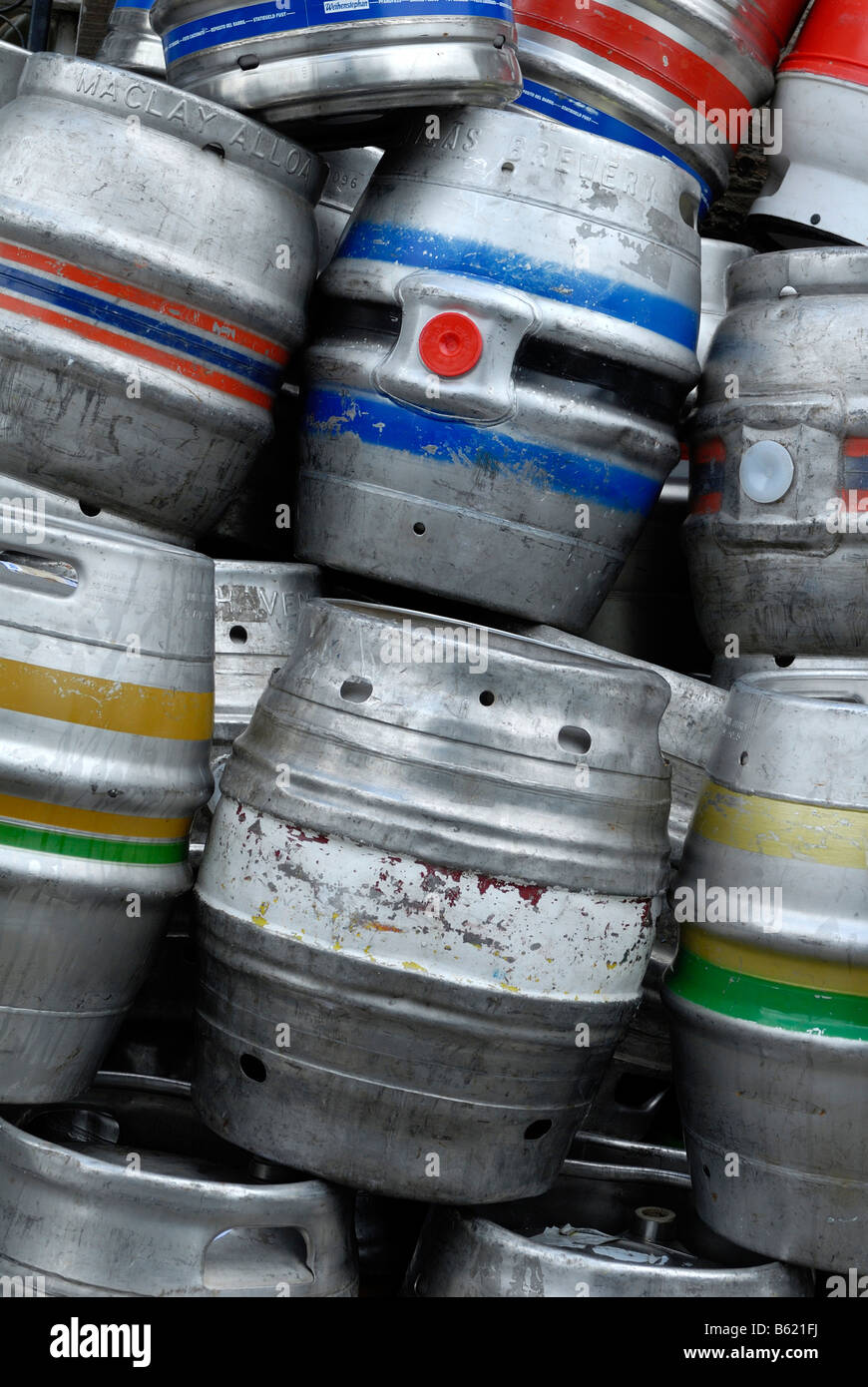 Beer barrels hi-res stock photography and images - Alamy