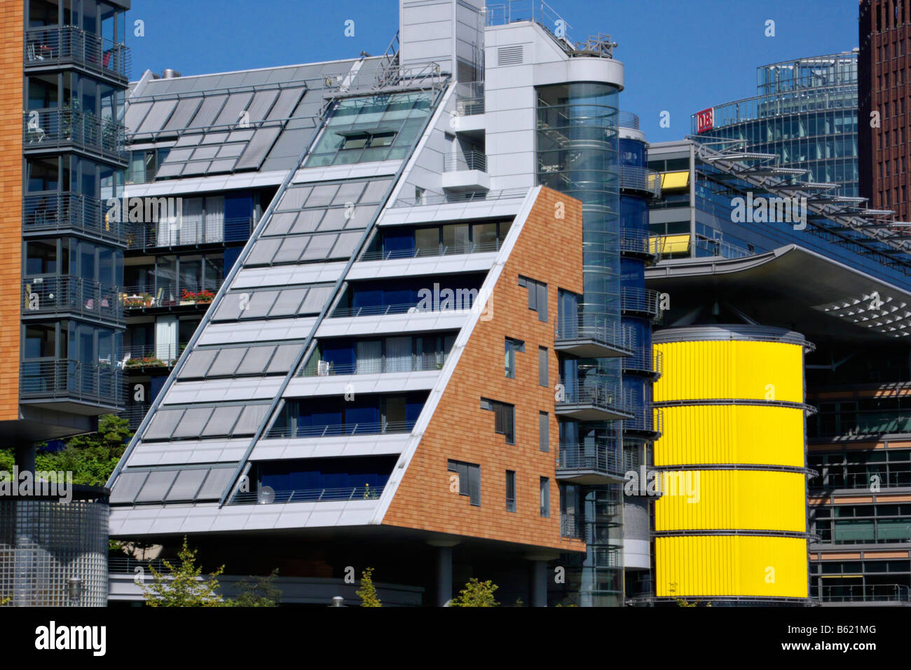 Residential house square hi-res stock photography and images - Alamy