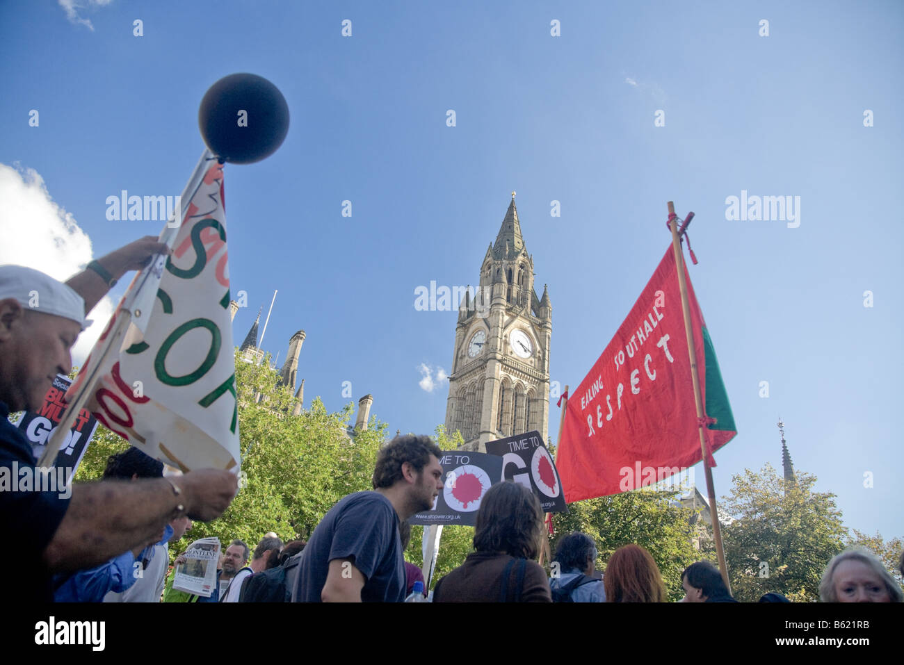 Symbol peace gathering hi-res stock photography and images - Alamy