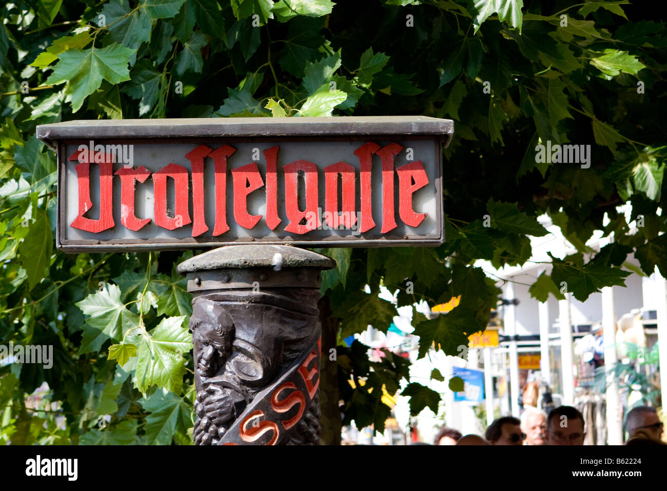 Drosselgasse Sign, alleyway tourist attraction with restaurants and ...
