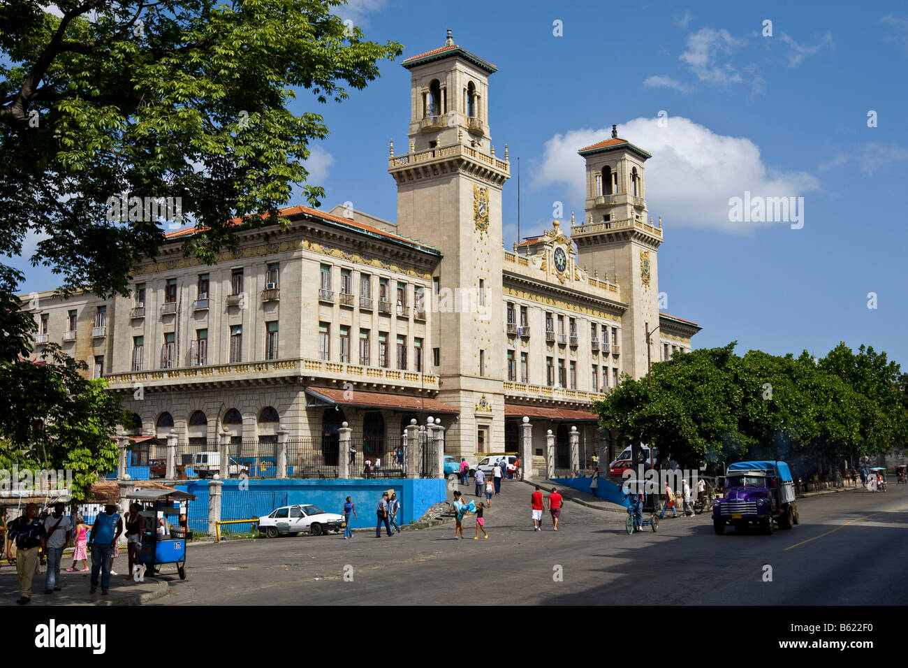Estacion Central train station, Havana, Cuba, Caribbean Stock Photo - Alamy