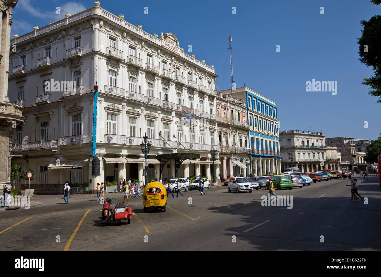 Cuba havana cafe el louvre hi-res stock photography and images - Alamy