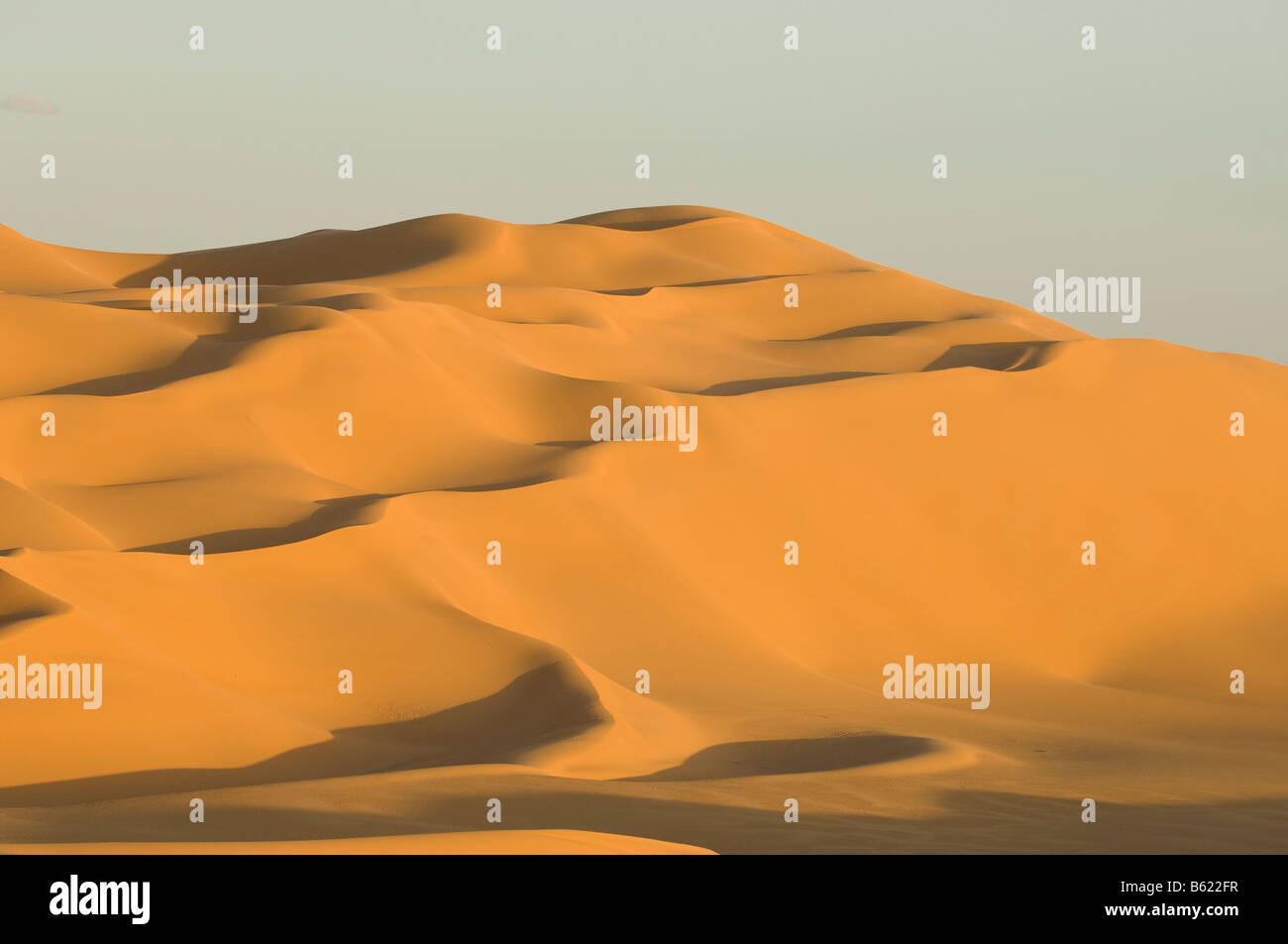 Erg Awbari Sahara desert Fezzan Libya Stock Photo - Alamy
