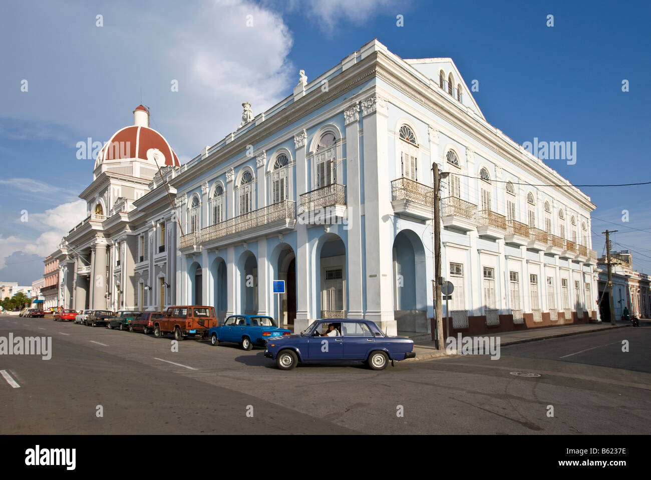 Poder popular hi-res stock photography and images - Alamy