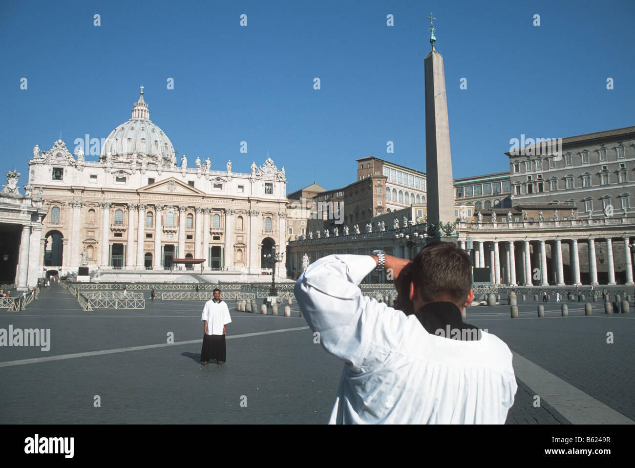 Photographing priest hi-res stock photography and images - Alamy