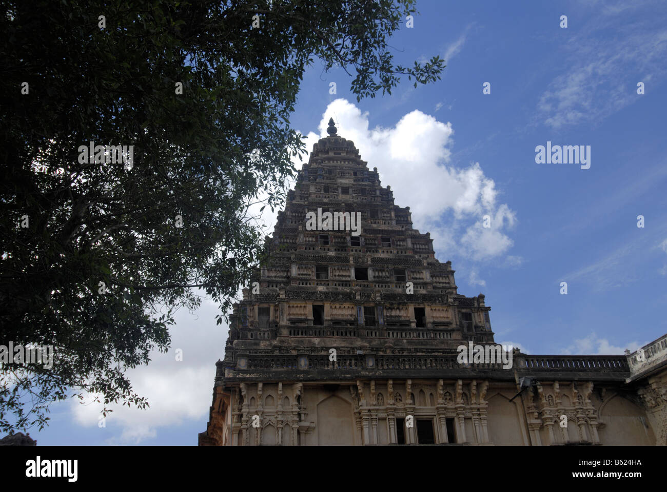 TANJORE PALACE IN TAMILNADU INDIA Stock Photo - Alamy