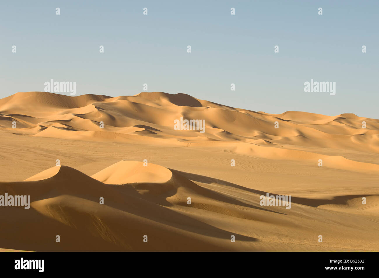Erg Awbari Sahara desert Fezzan Libya Stock Photo - Alamy