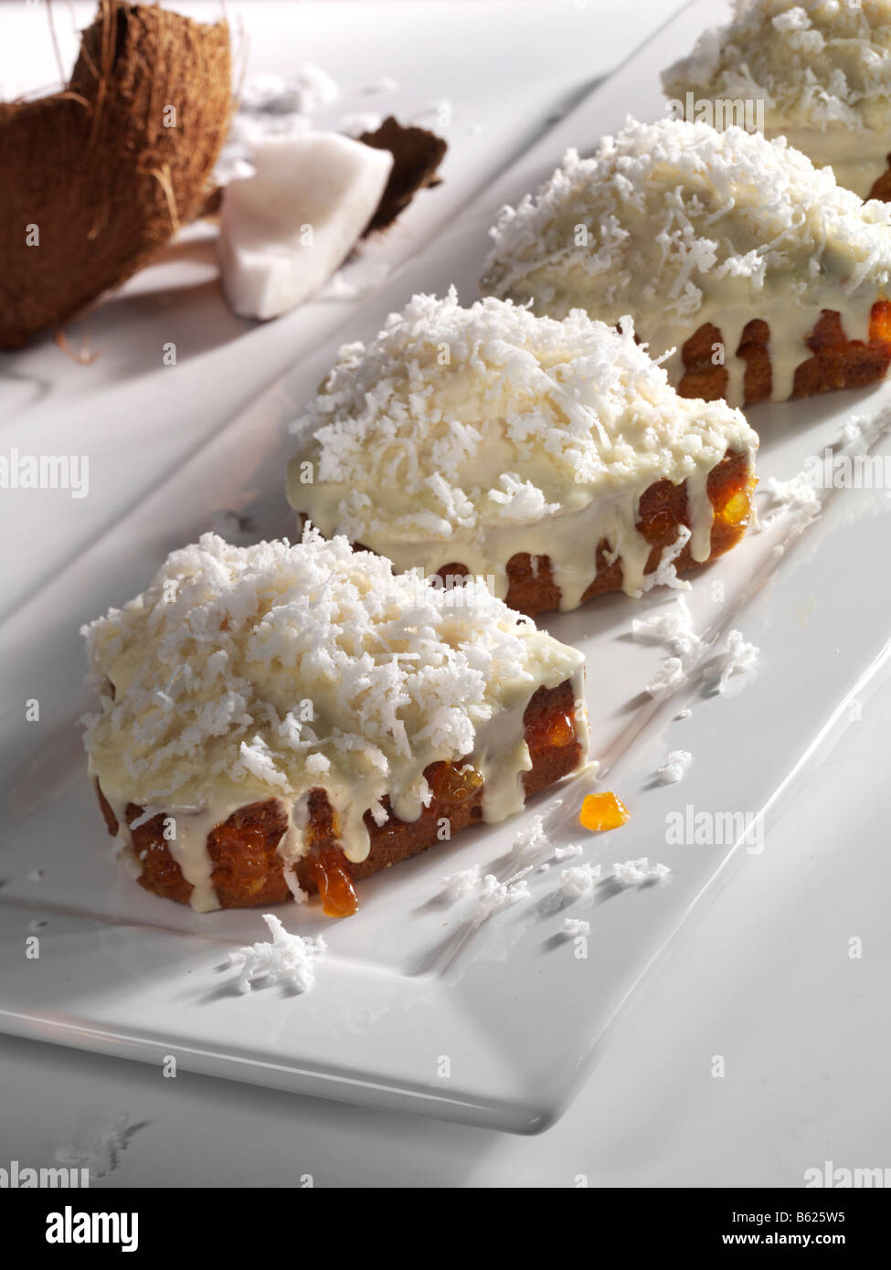 Coconut coating hi-res stock photography and images - Alamy