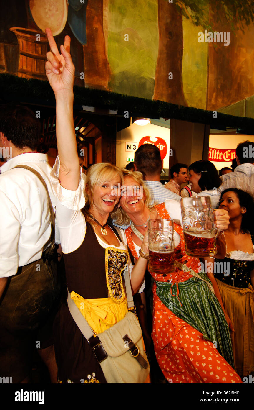 Women in traditional dirndl dresses hi-res stock photography and images ...