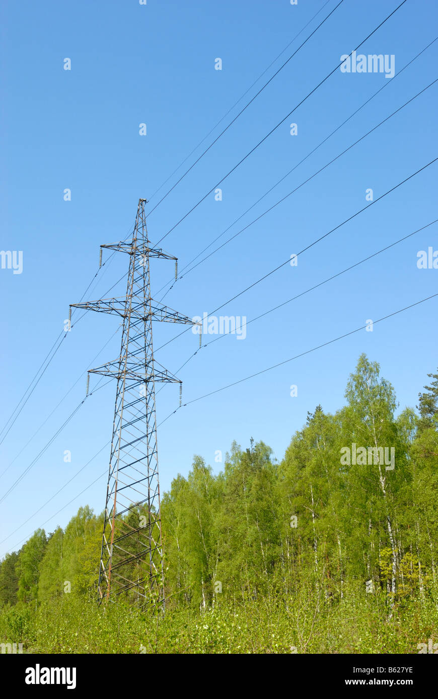 Industry line powerline connection hi-res stock photography and images ...
