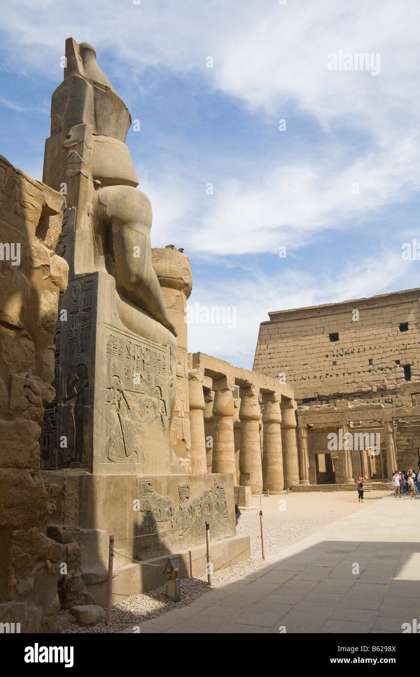 The interior of the Luxor Temple in Luxor Egypt Stock Photo - Alamy