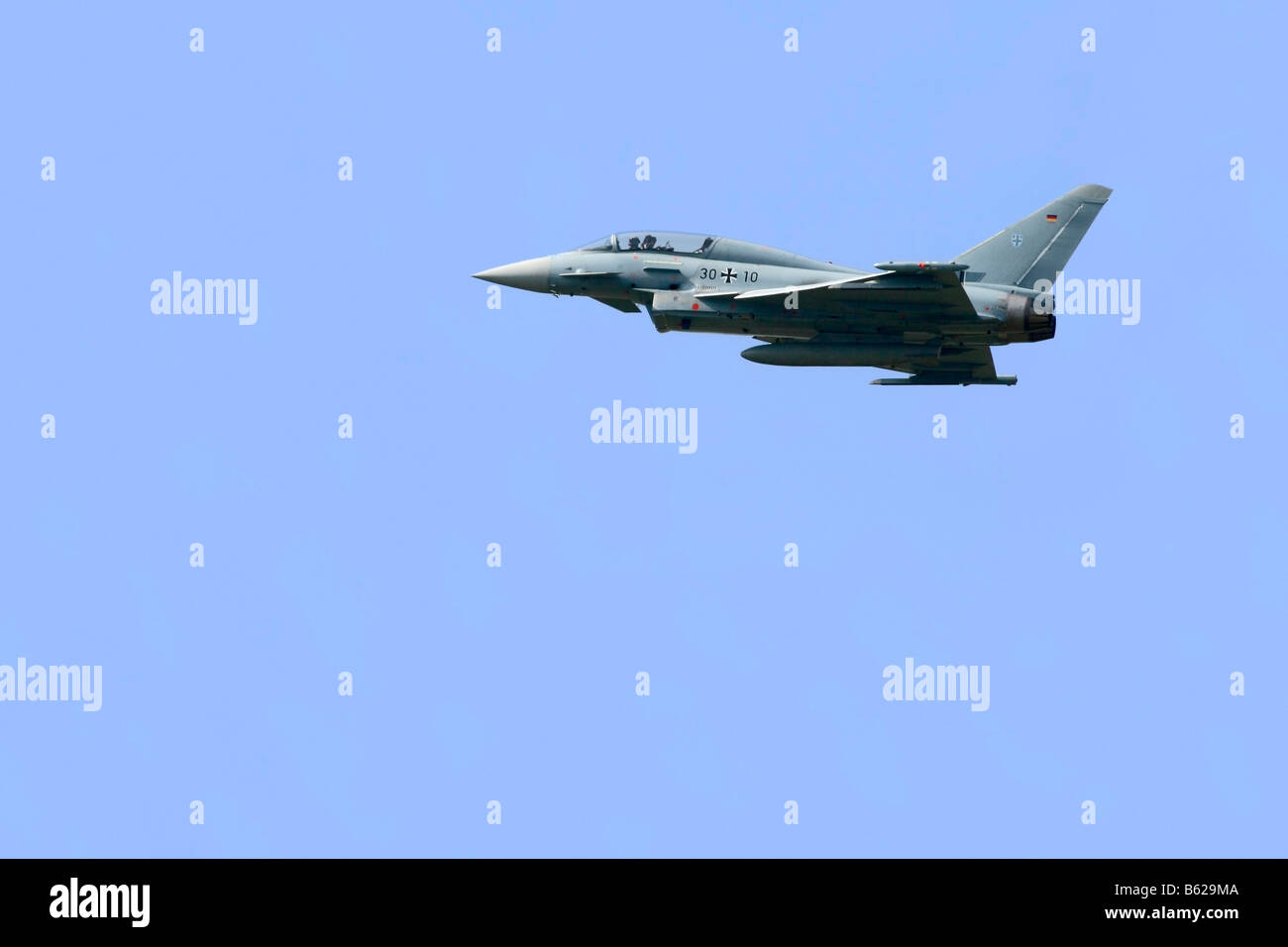 Eurofighter Typhoon, tactical aircraft of the Luftwaffe in flight Stock ...