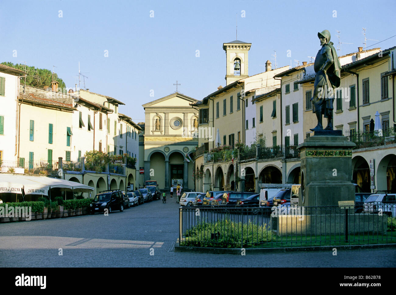 Monument to Giovanni Verrazzano, Sante Croce Parish Church, Matteotti ...
