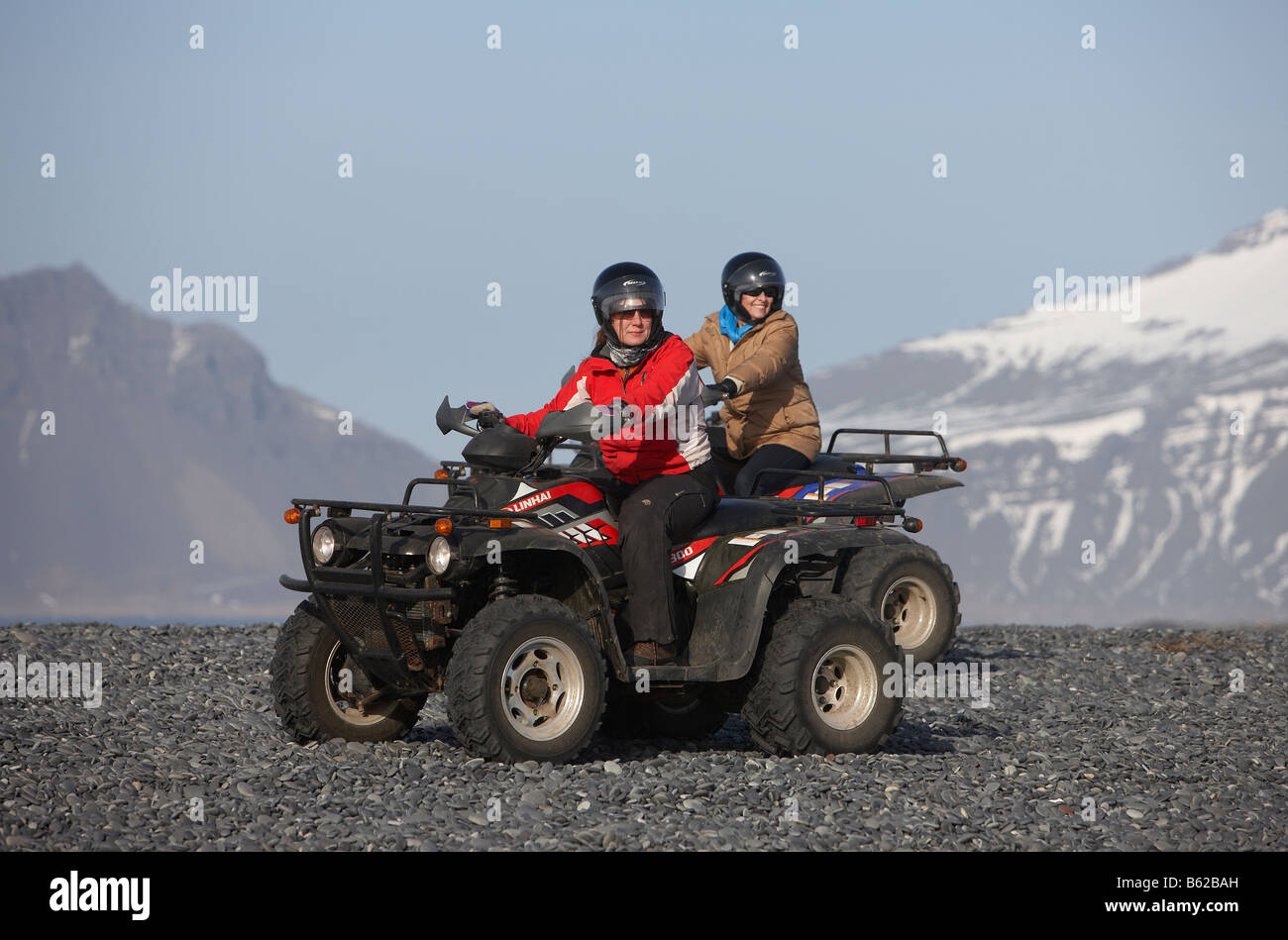 Quad bike on beach hi-res stock photography and images - Alamy