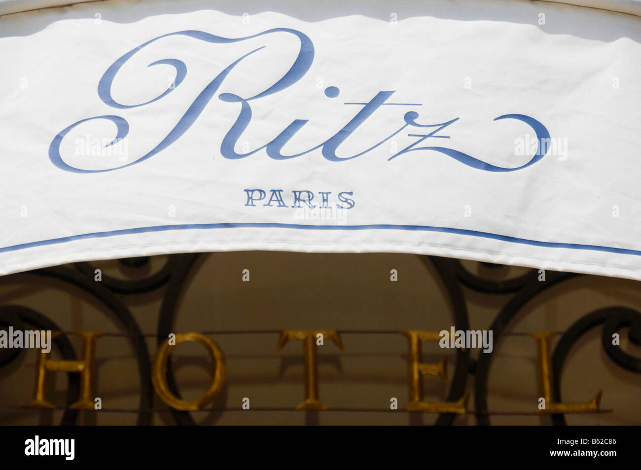 Ritz paris hi-res stock photography and images - Alamy