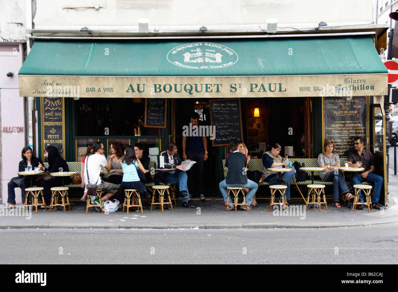 Kaffeehaus in paris hi-res stock photography and images - Alamy