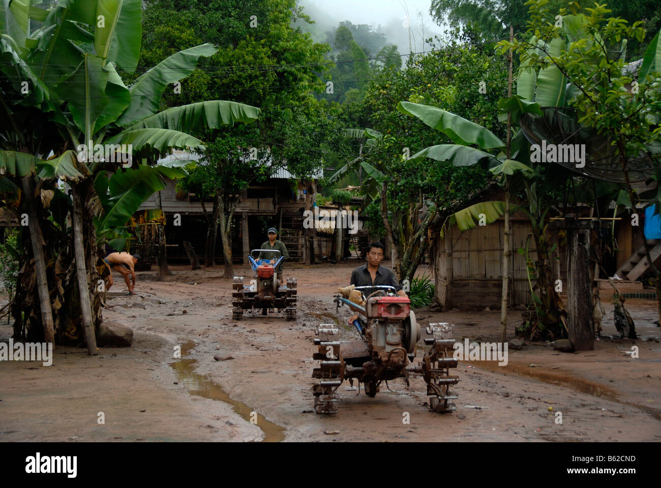 Chinese Tractor High Resolution Stock Photography and Images - Alamy