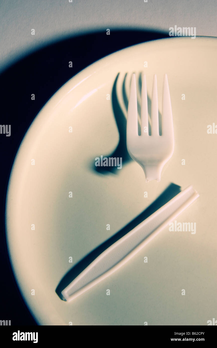 Broken plastic fork hi-res stock photography and images - Alamy