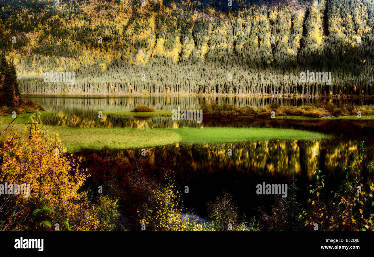 Bell lake hi-res stock photography and images - Alamy