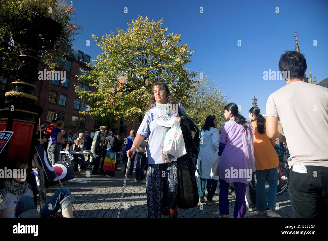 Manchester crowd hi-res stock photography and images - Alamy