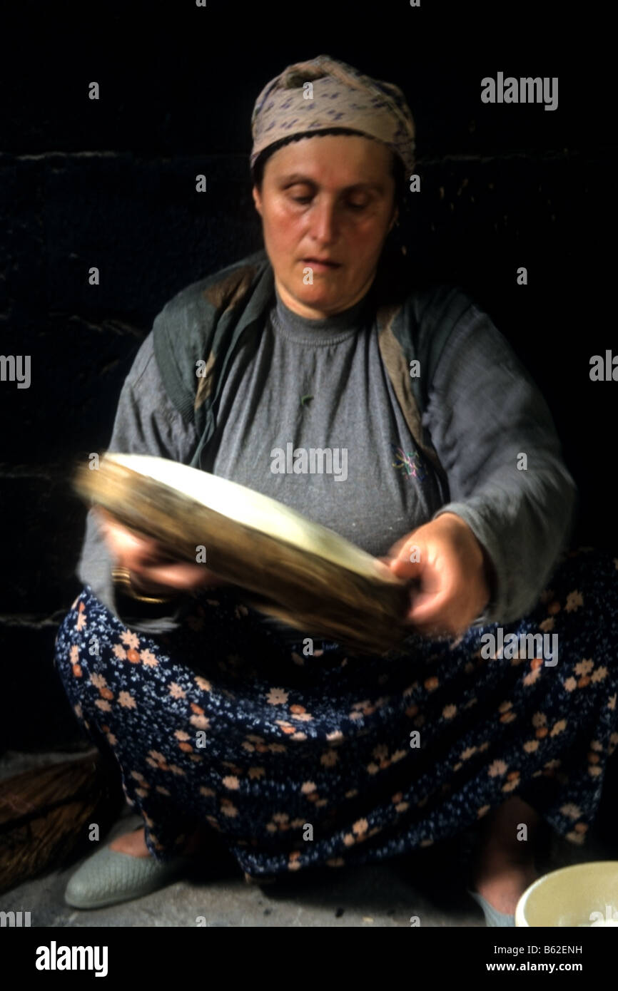 Woman baking pita hi-res stock photography and images - Alamy