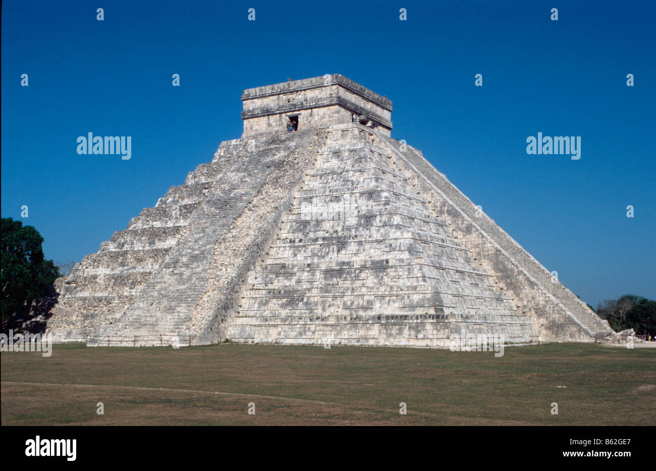 El Castillo, Chichen Itza, Yucatan, Mexico Stock Photo - Alamy