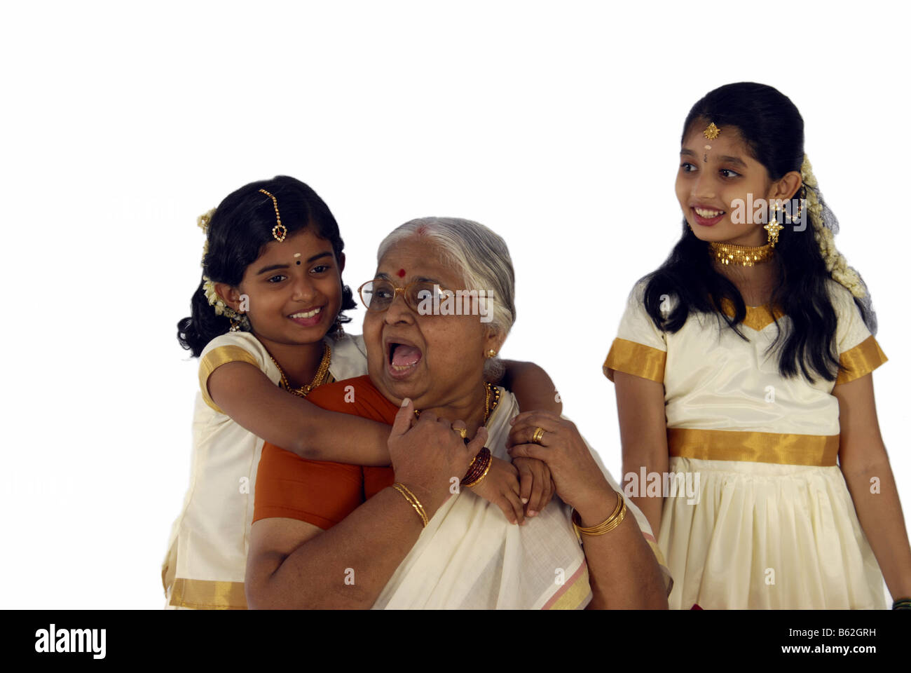 Onam costumes hi-res stock photography and images - Alamy