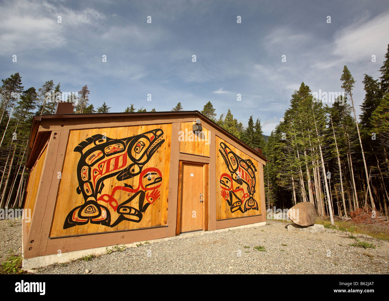 Native lodge at Kitsumkalum Provincial Park Stock Photo - Alamy