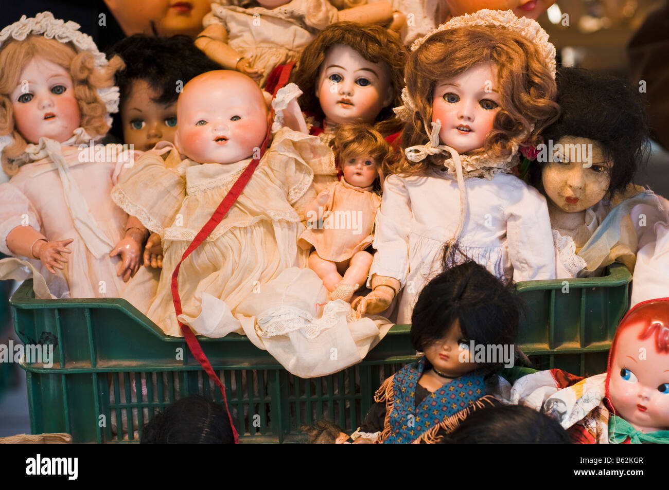 Macabre dolls hi-res stock photography and images - Alamy