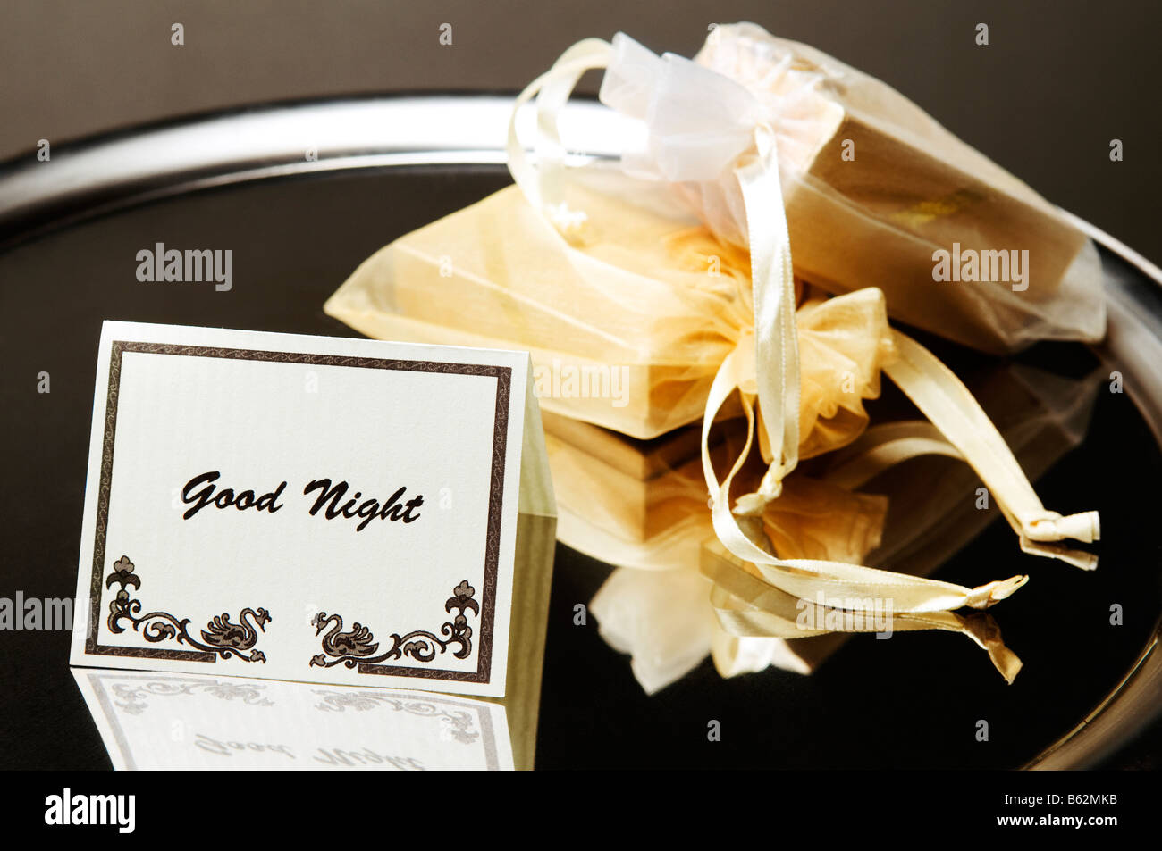 Good night note hi-res stock photography and images - Alamy