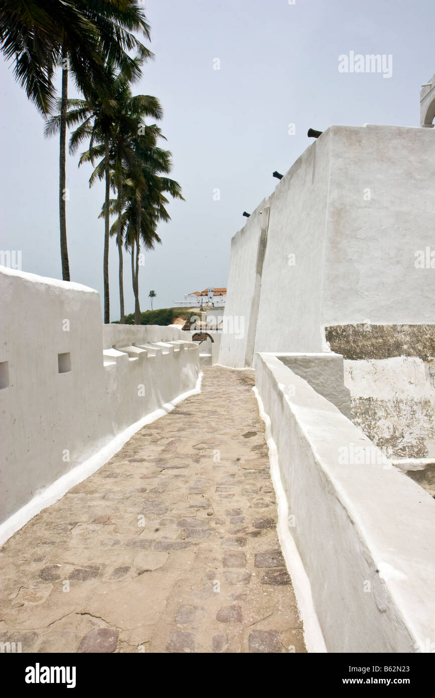 An outer wall of Elmina Castle a former slave fort in Ghana Stock Photo ...