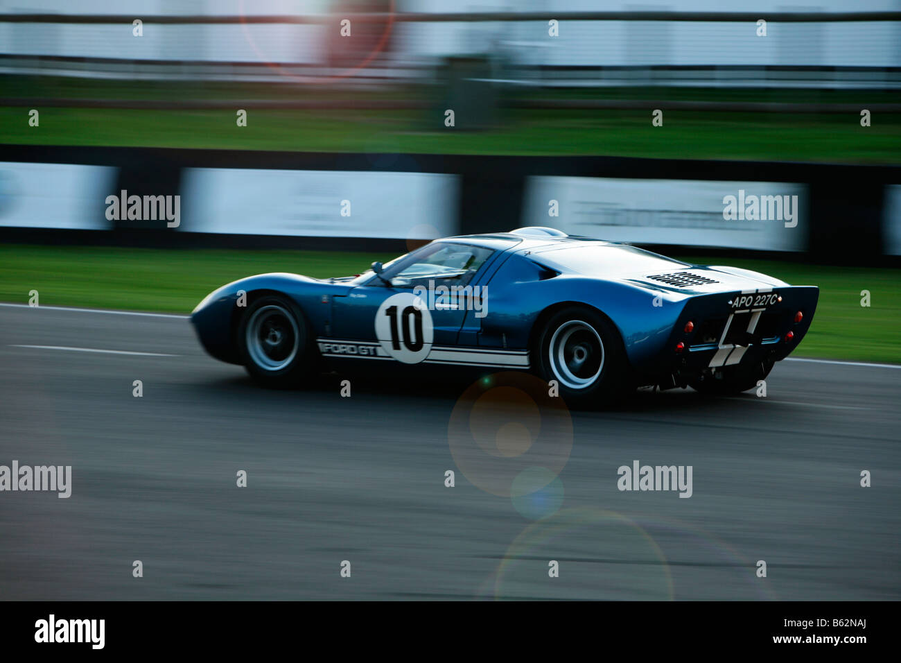 Ford GT racing at the Goodwood Revival, 2008 Stock Photo - Alamy