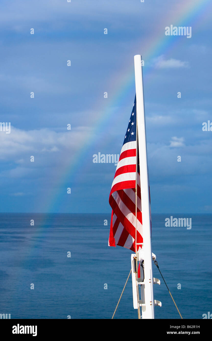 Rainbow flag people usa hi-res stock photography and images - Alamy