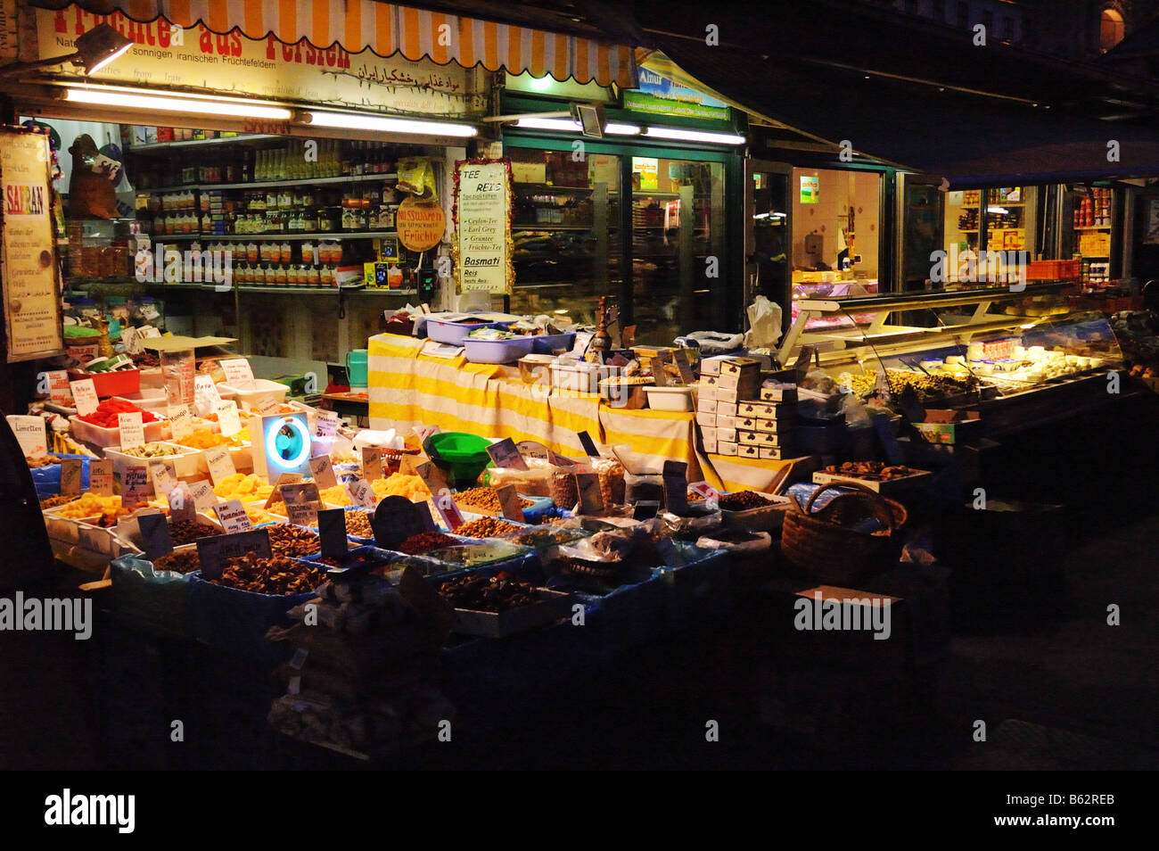 Viennas most famous market hi-res stock photography and images - Alamy