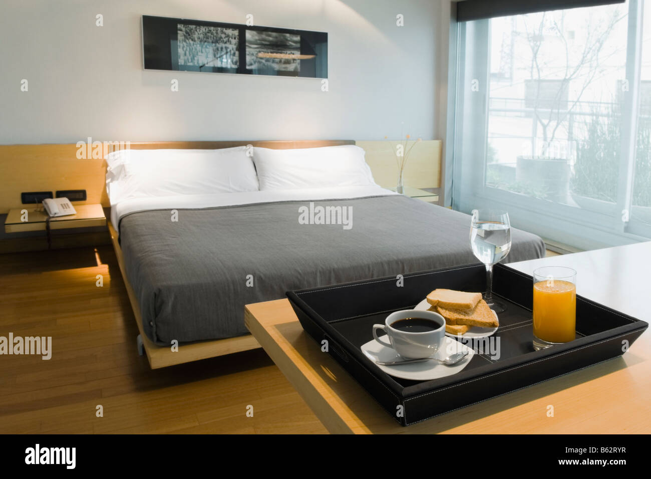 Hotel room service serving table hi-res stock photography and images ...