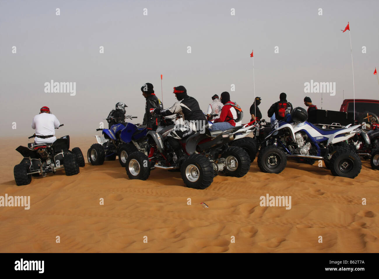 Desert vehicles hi-res stock photography and images - Alamy